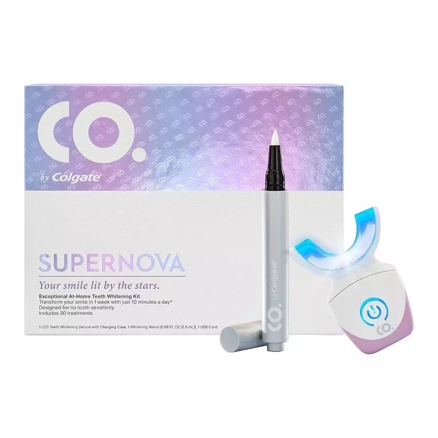 CO. ng Colgate SuperNova Rechargeable At-Home Teeth Whitening Kit sa puting background