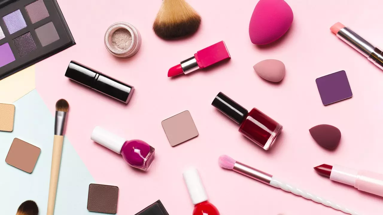 Vše, co potřebujete vědět o dárcích k narozeninám Sephora 2022 Beauty Insider