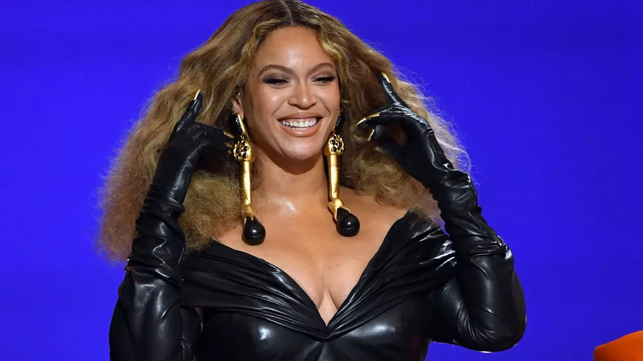 Manicure Perancis Beyoncé Teu Kawas Manikur Perancis Sakur Anu Pernah Urang Ningali