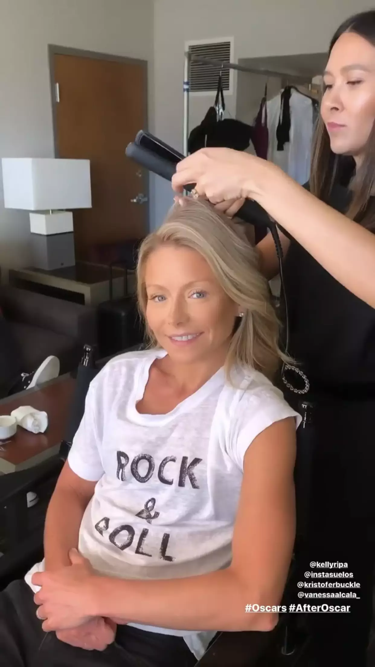 Kelly Ripa Oscars 2020 เตรียมพร้อม