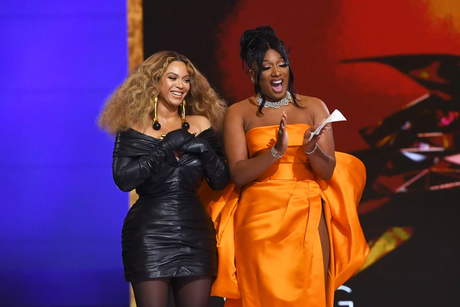 Beyonc in Megan thee Stallion na podelitvi grammyjev 2021